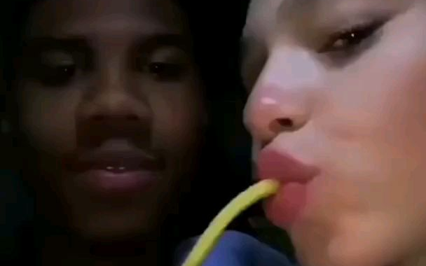 4K国漫 火灵儿 特别版 - 顶级光渲染 - VAM神龙TV